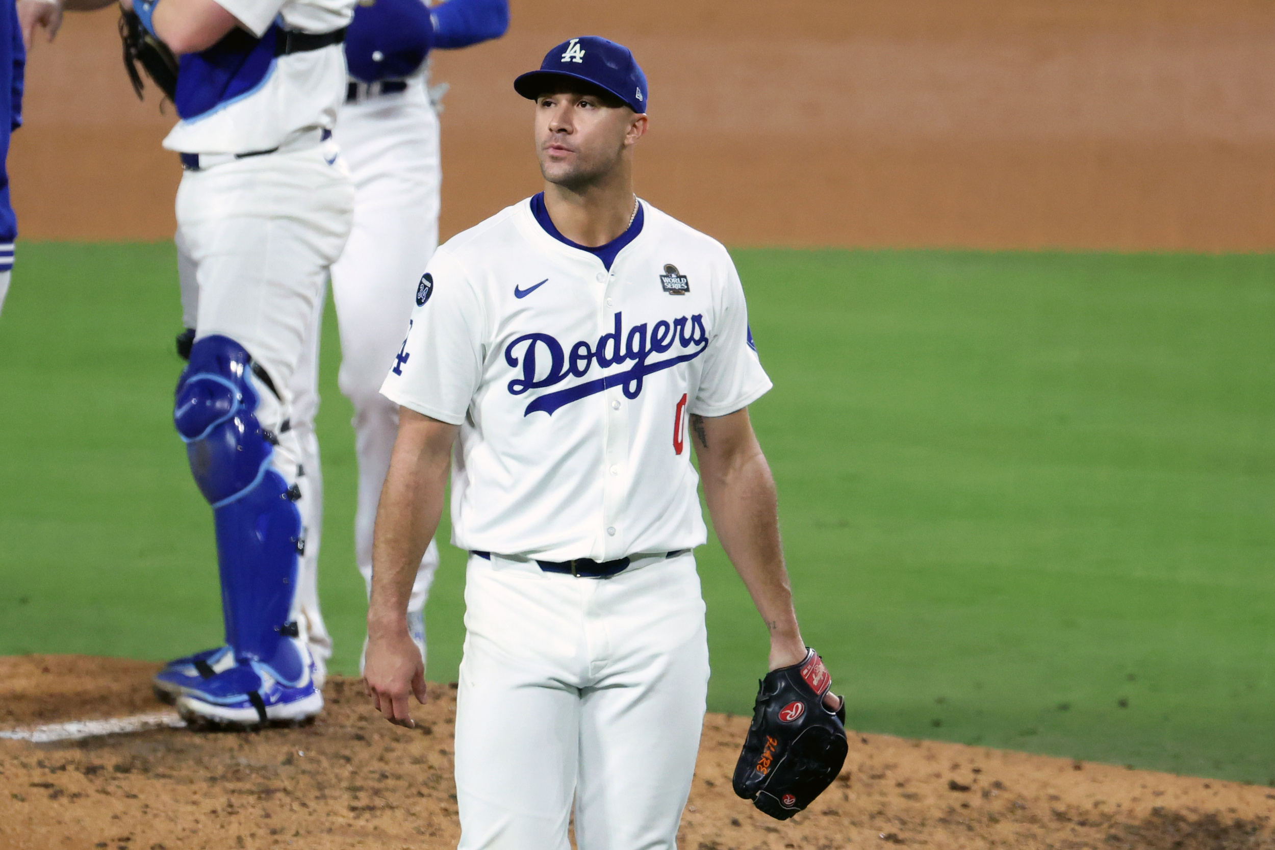 Former Dodgers pitcher defends L.A.'s spending, calls out other teams