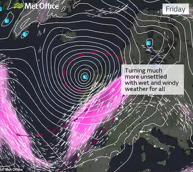 New Storm Eowyn weather map shows where 90mph winds are set to hit