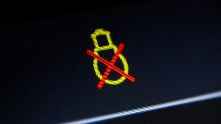 What do all your car’s warning lights mean?