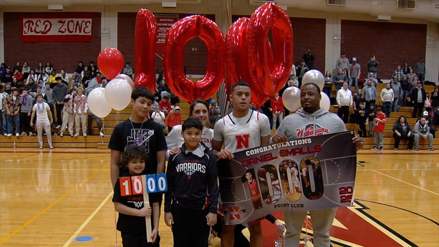 Daniel Smalls scores 1000th point in win against Colonie