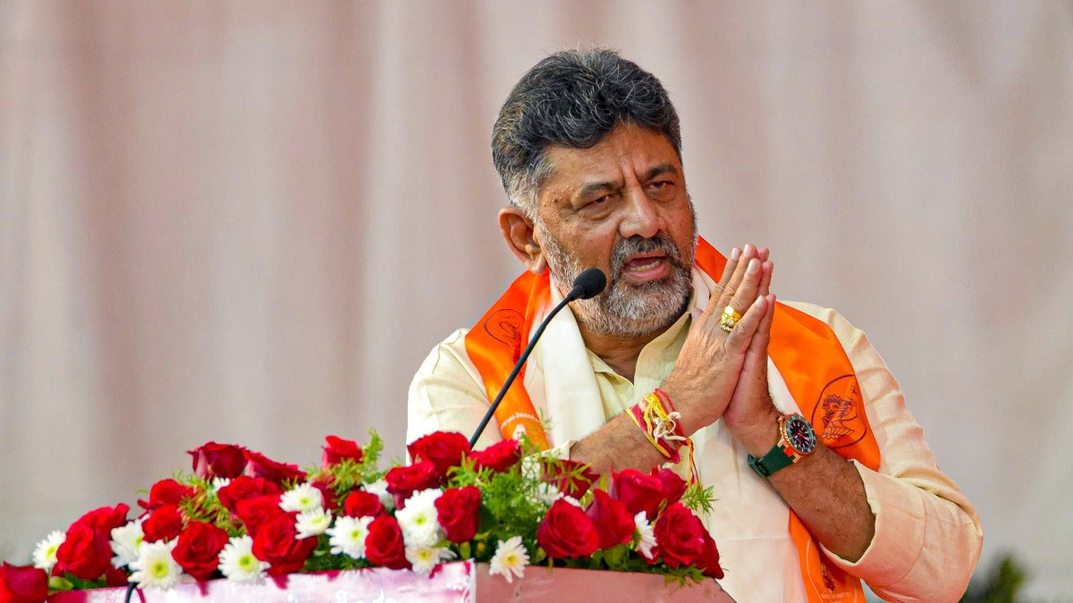 Jain monk claims he dreamt of DK Shivakumar becoming Karnataka chief ... Jain monk claims he dreamt of DK Shivakumar becoming Karnataka chief ...