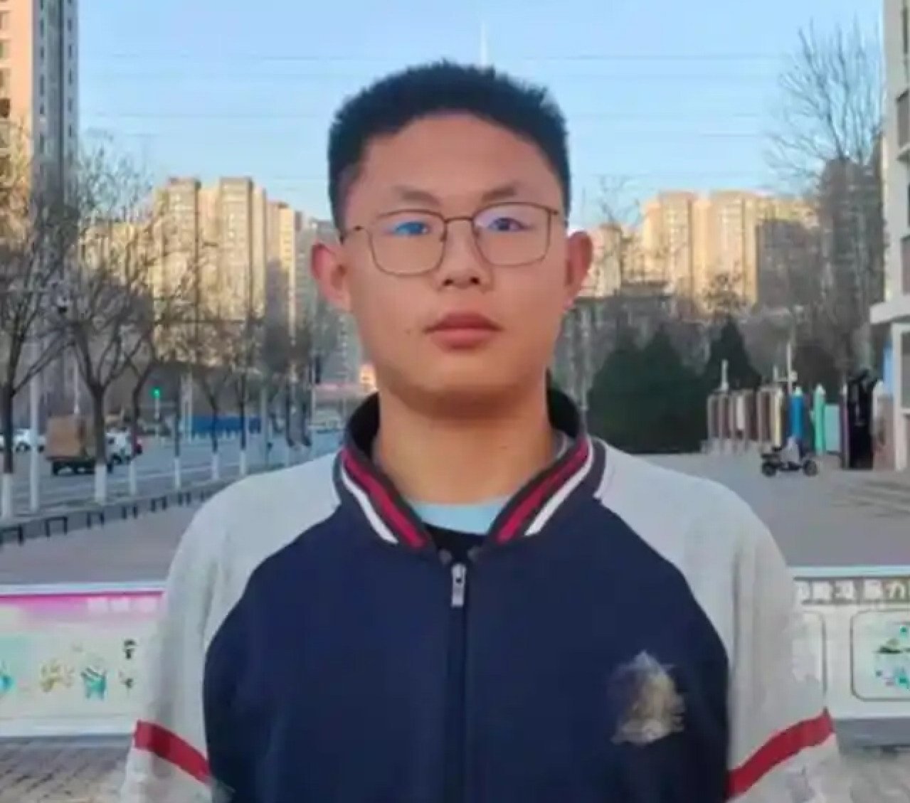 China student honoured for carrying classmate on his back to safety ...