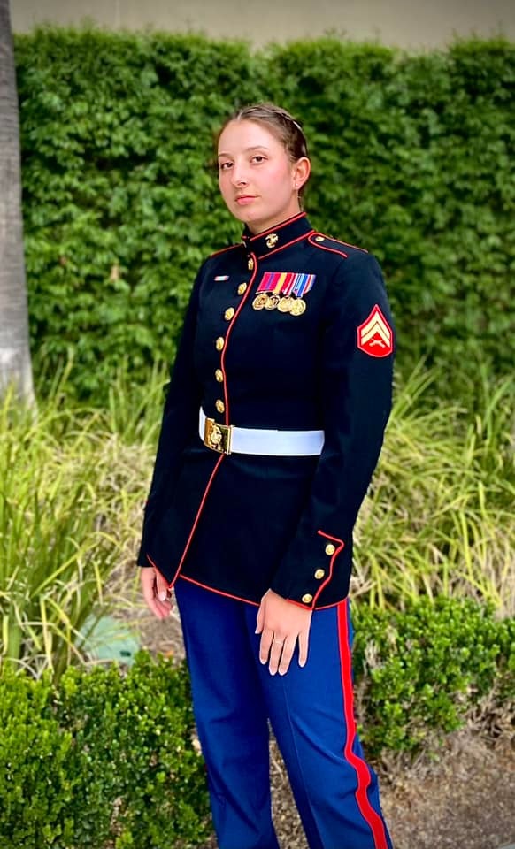 US Marine Jessie Mello killed in freak Colorado skiing accident while ...