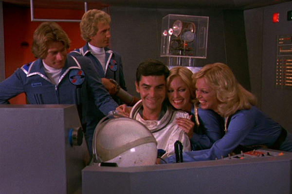 Silly Aliens: 8 Memorable Space-Themed TV Comedies