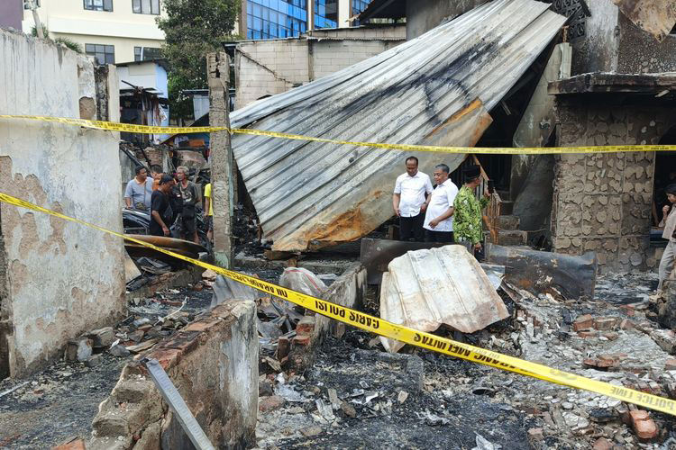 Puslabfor Polri Gelar Olah TKP, Investigasi Penyebab Kebakaran di ... Puslabfor Polri Gelar Olah TKP, Investigasi Penyebab Kebakaran di ...