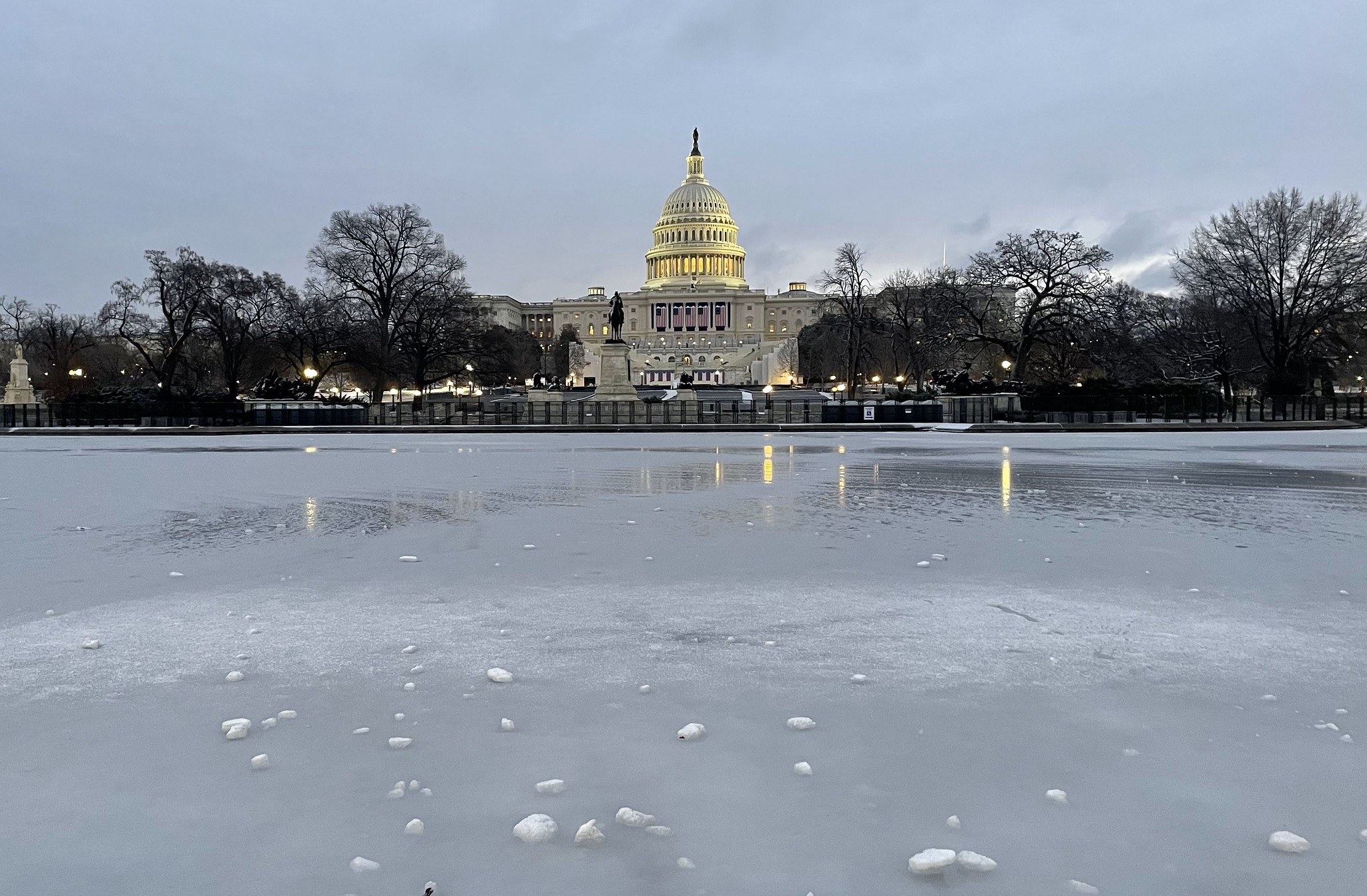 D.C.-area forecast: Bitter cold continues through tomorrow morning ...