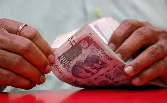 Top Banks Offering the Highest Interest Rates on Fixed Deposits (FDs)