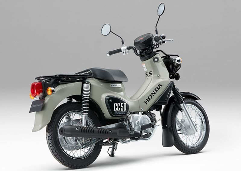 Motor Baru Honda Punya Tampilan Bebek Trail Retro, Mesinnya Irit Banget