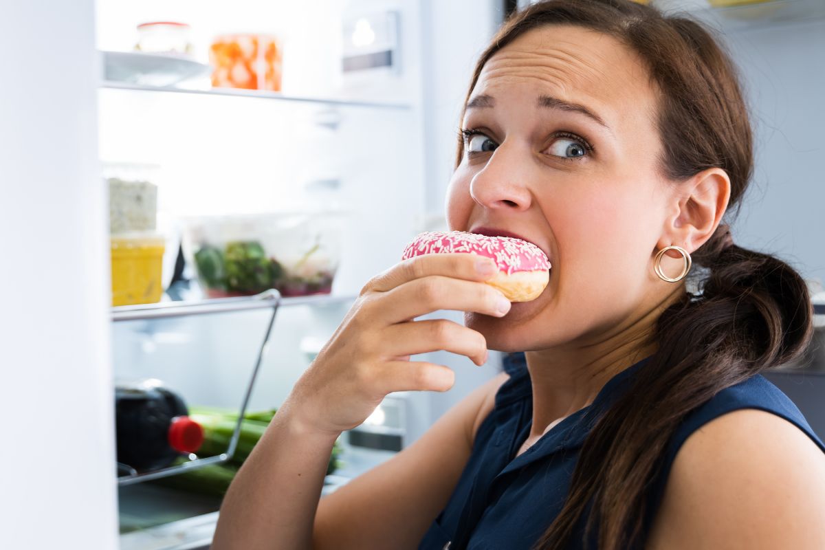 15 High Volume Foods to Eat When You're Cutting Down on Carbs