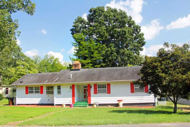 Nichols worked to build Oak Ridge 'from scratch'