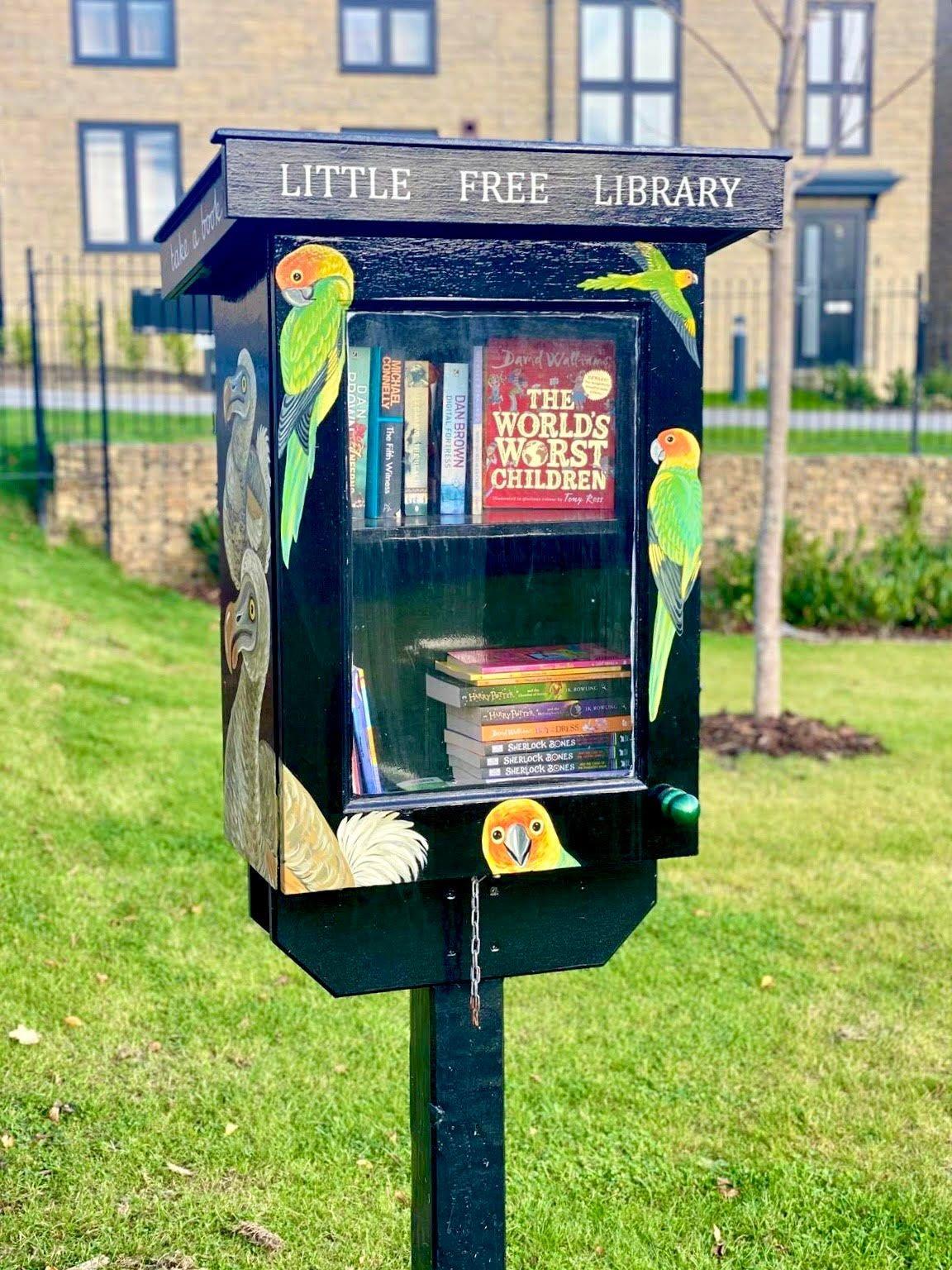 Taylor Wimpey helps provide another Little Free Library in Leeds