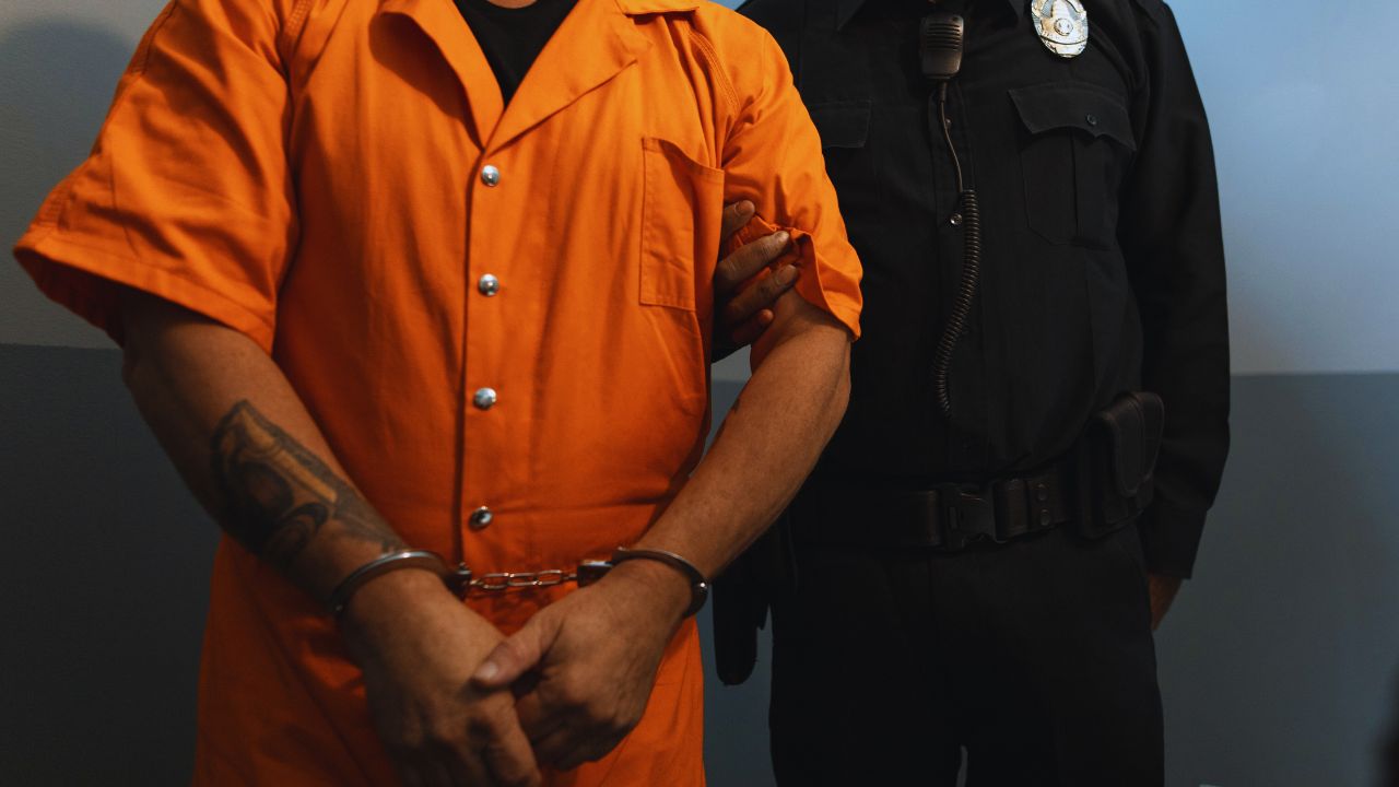 10 Questionable Items Every Convict Needs To Survive in Prison