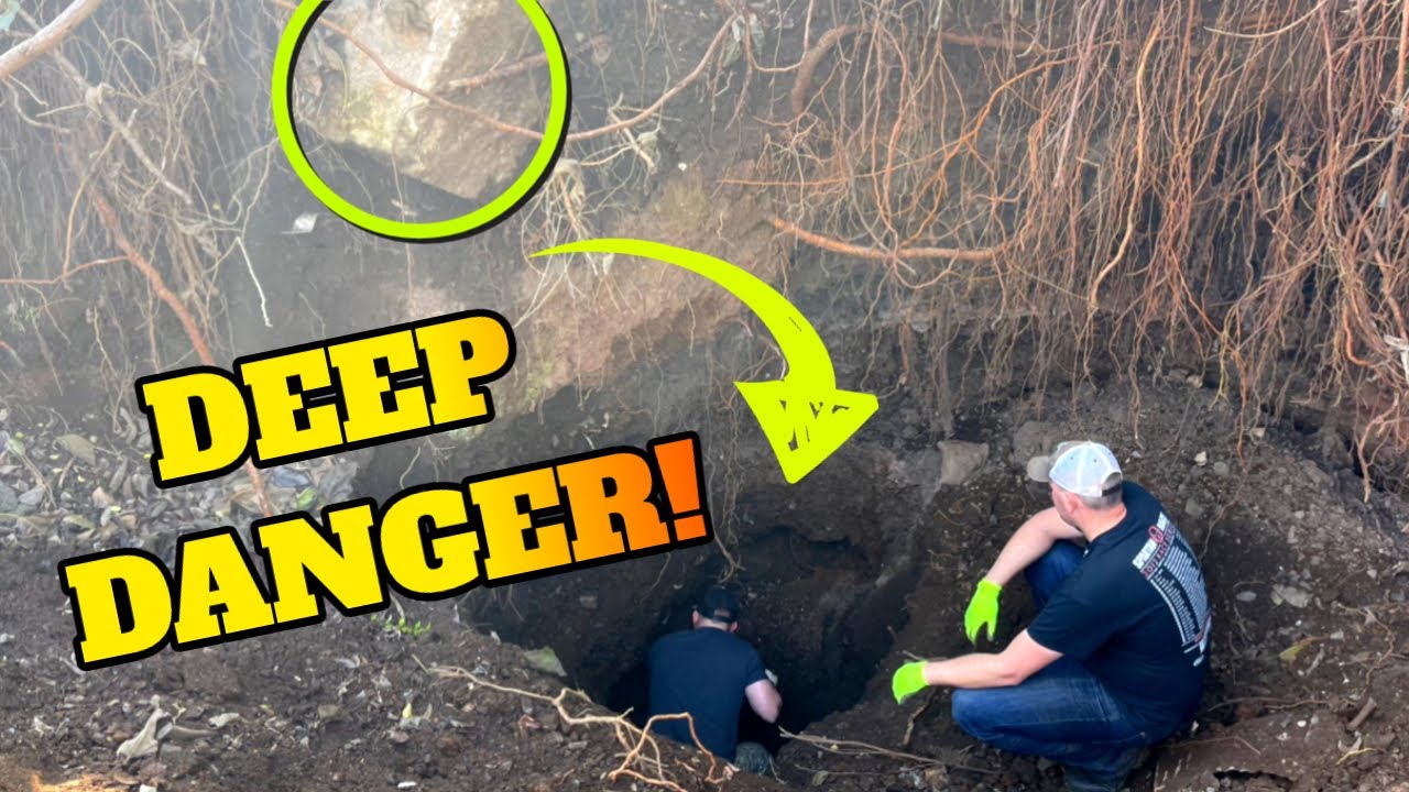 What's at the bottom - ANTIQUE BOTTLE DIGGING IN DEEP DANGEROUS HOLE