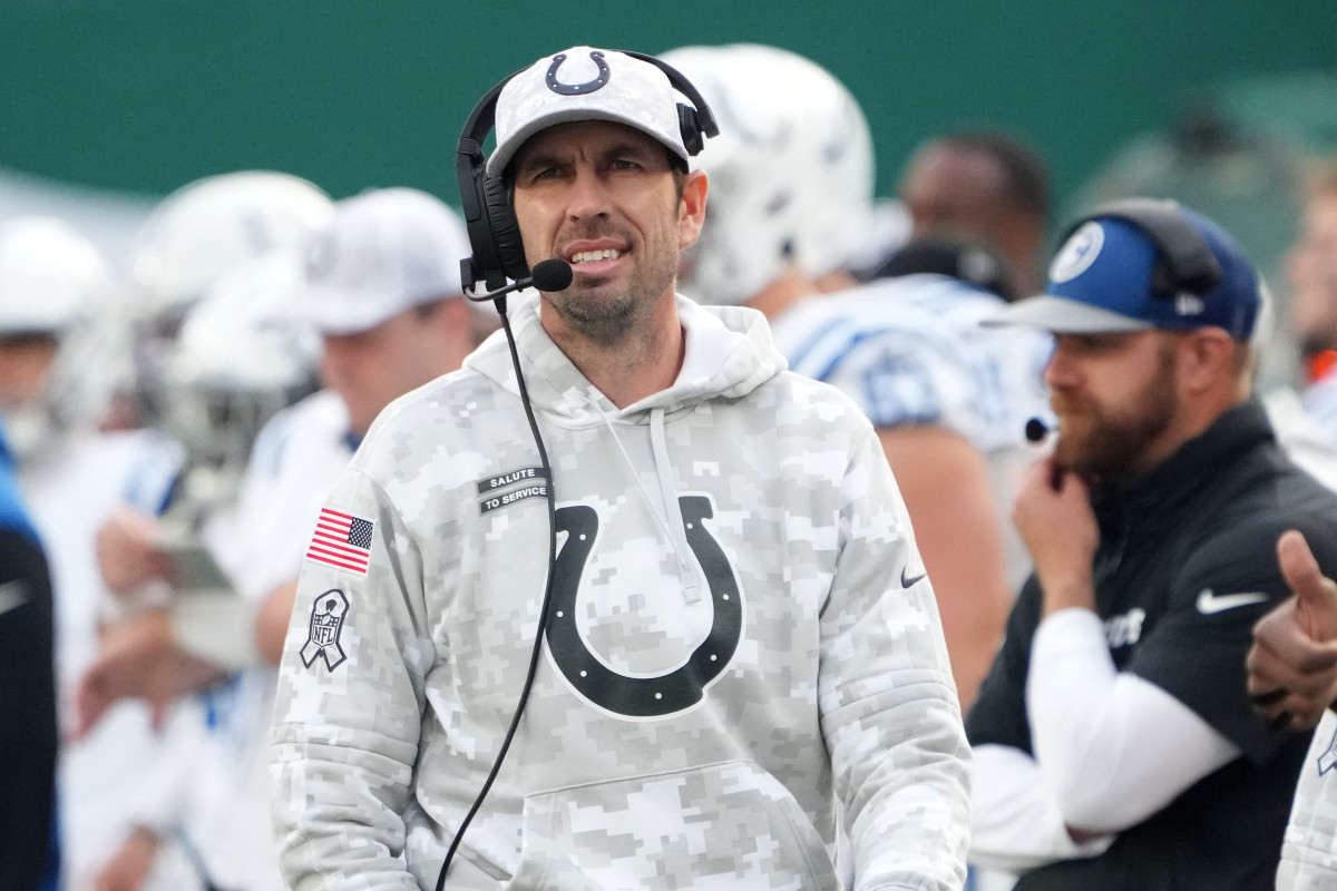 Latest 2025 NFL mock draft has the Colts making a puzzling selection ...