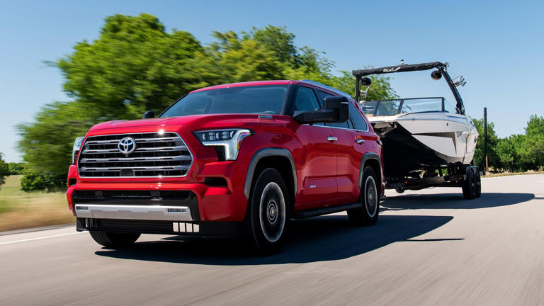 12 Best Hybrid SUVs For Towing In 2025