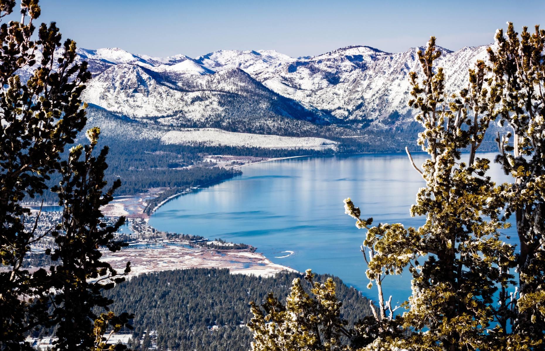 30 Ultimate Winter Road Trips Across America That Are Unforgettable
