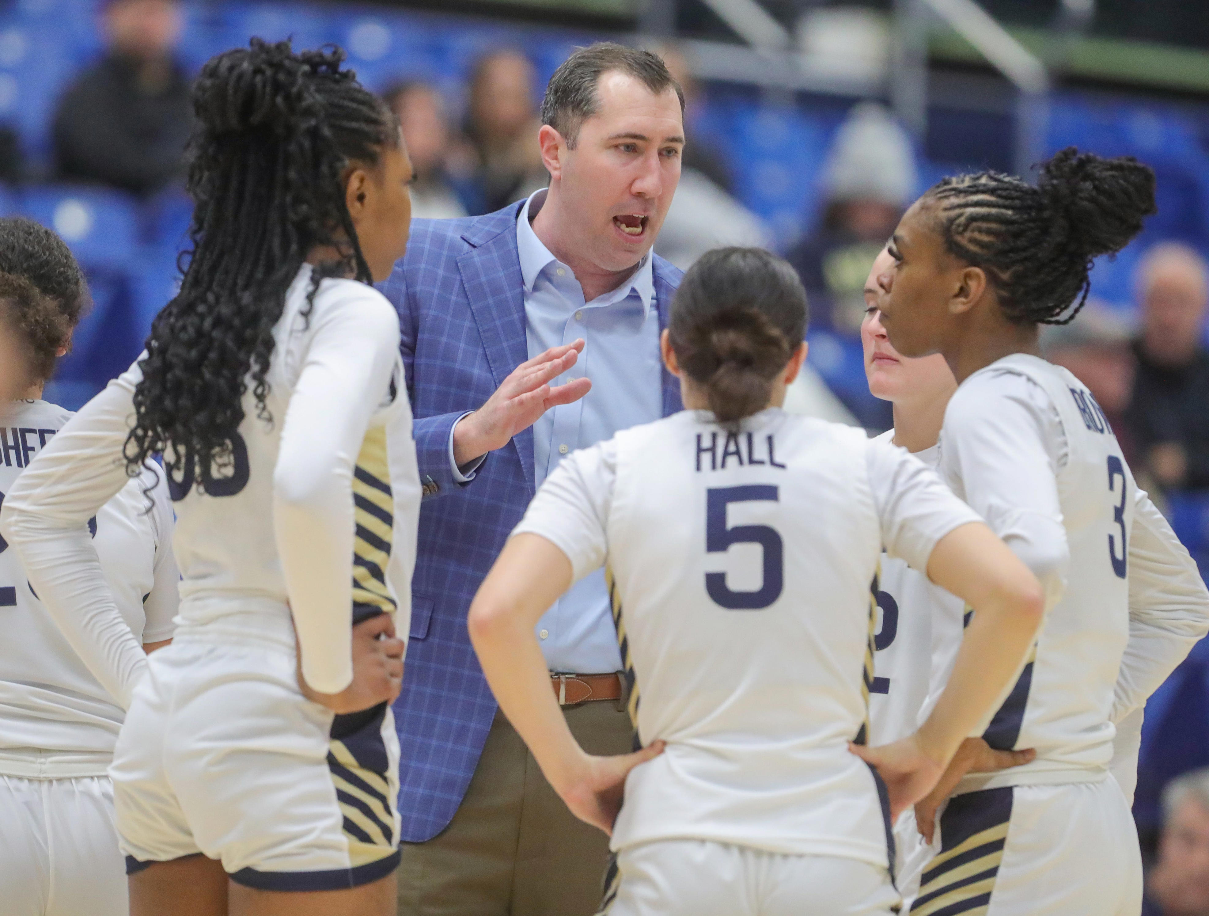 Injuries to starters force Akron women's basketball team to 'roll with ...