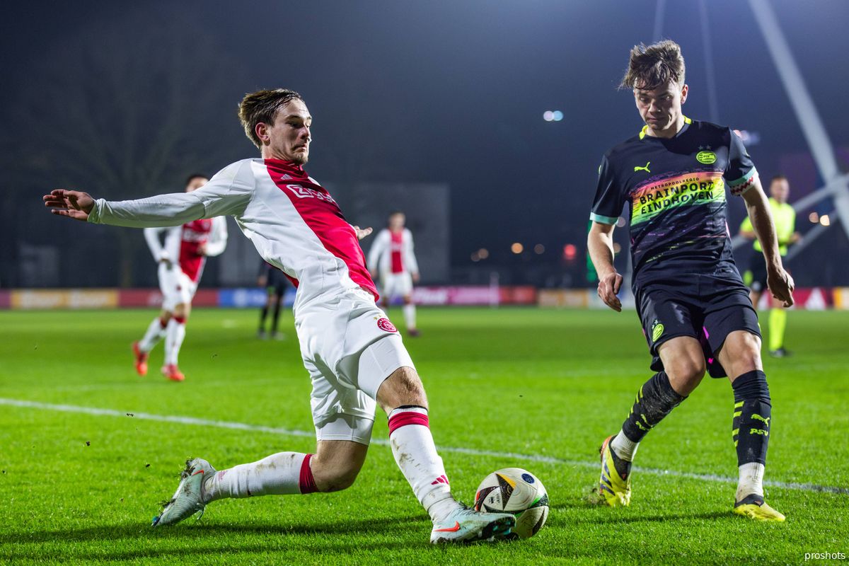 'Verkuijl tekent spoedig voor meerdere jaren bij; Ajax rond met Nash ...