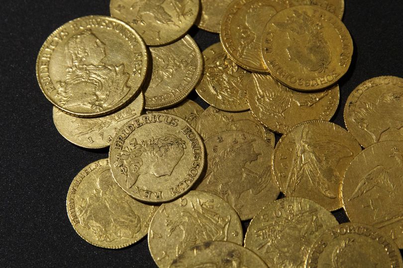 Only 'most intelligent' people can solve tricky brainteaser about 'bags ...