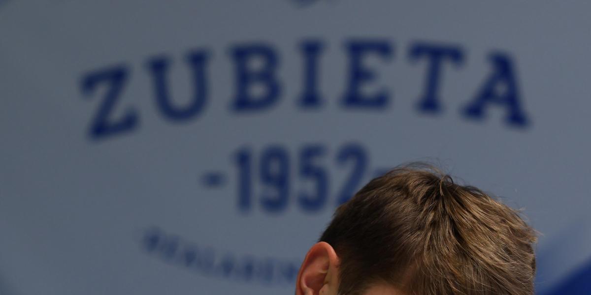 La Real renueva a Mikel Rodríguez