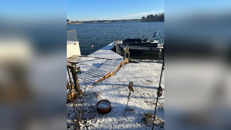 School districts adjust schedules for Thursday as freezing conditions ...