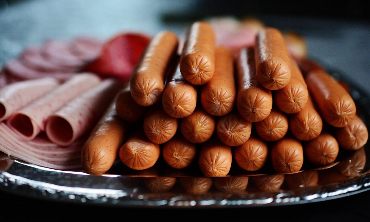 Processed red meat isn't just bad for your heart, it's also associated ...