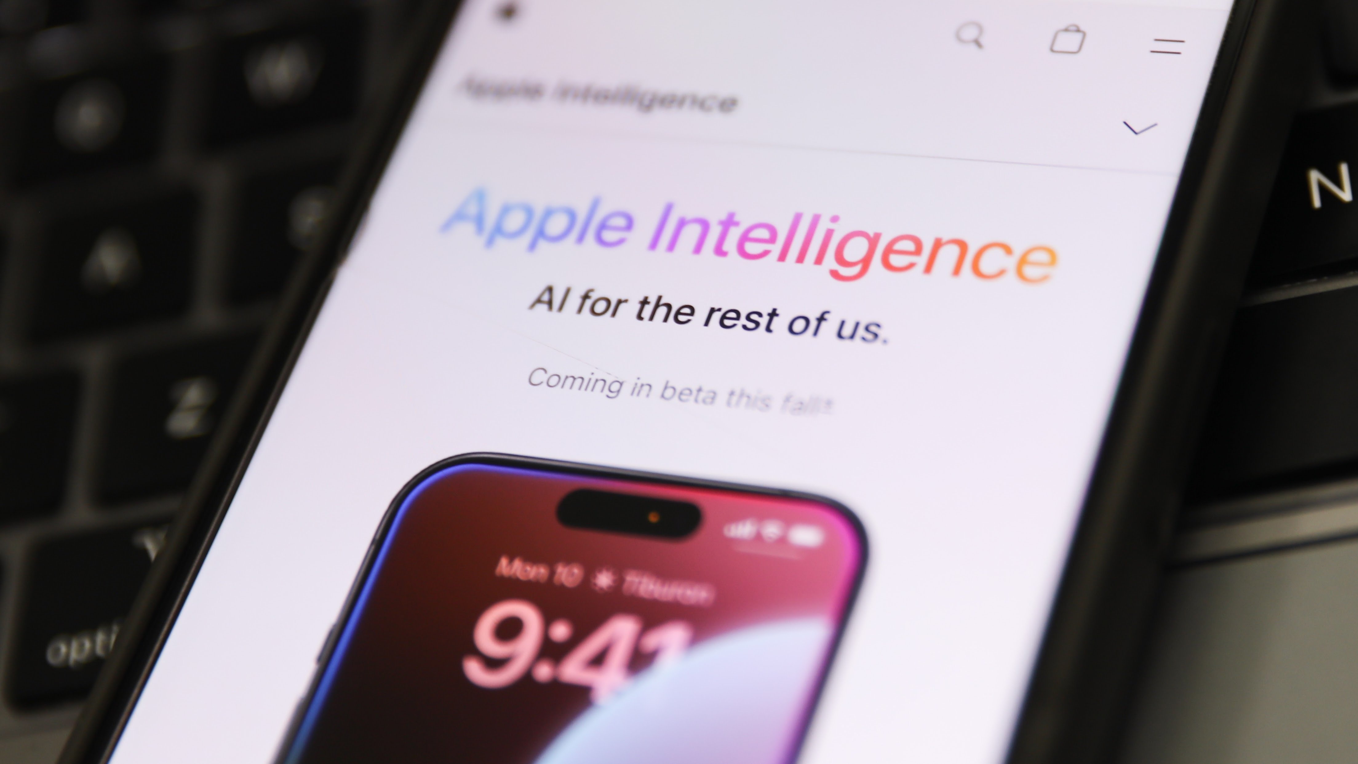 Apple Intelligence Will Be Enabled by Default in iOS 18.3: How to Opt Out