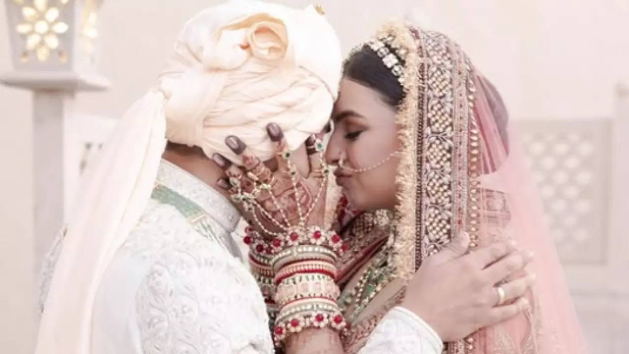 Devarshi Shah shares royal post-wedding pictures with wife Saloni Mehta ...