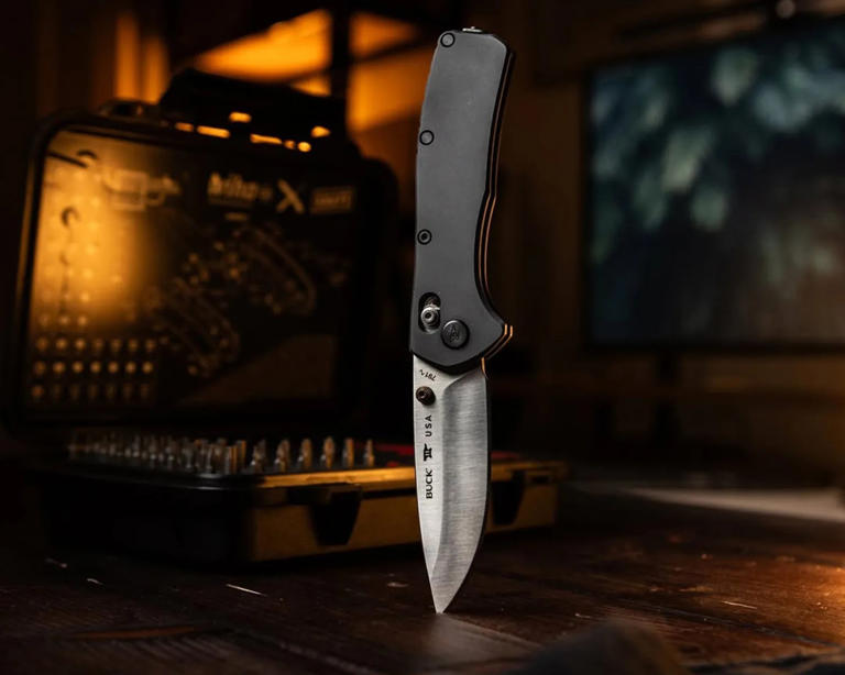 Buck Broke New Ground With These Stunning MagnaCut Knives. Now, They ...