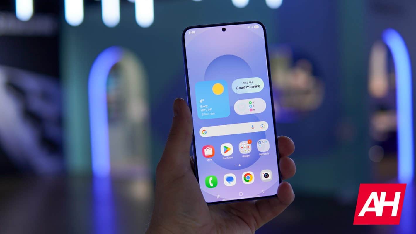 Phone Comparisons: Google Pixel 10 Pro XL vs Samsung Galaxy S25+