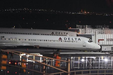 Delta Air Lines cancels 400 flights due to freezing weather