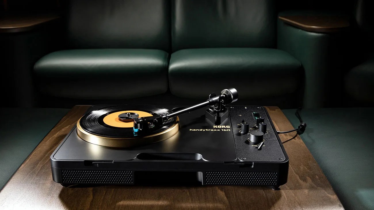 A Japanese Audio Brand’s First-Ever Record Players Are a New Spin for ...