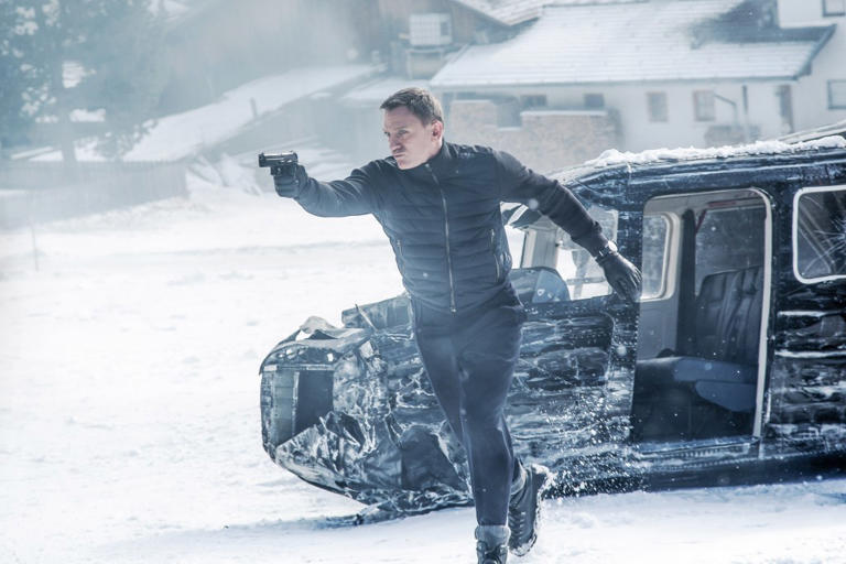 Could ‘Outlander’ star Sam Heughan be the next James Bond? He weighs in