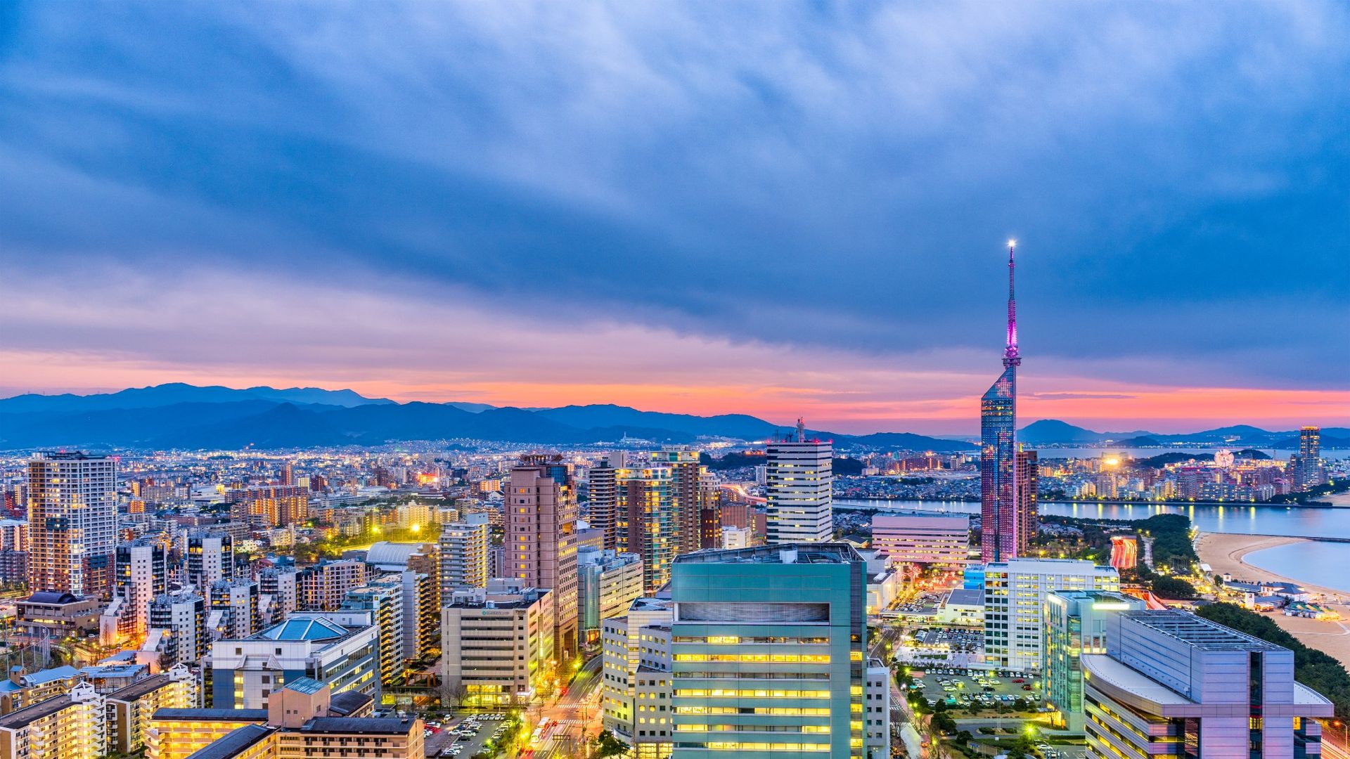 Fukuoka: a Japanese metropolis with vibrant history, superb eating and ...