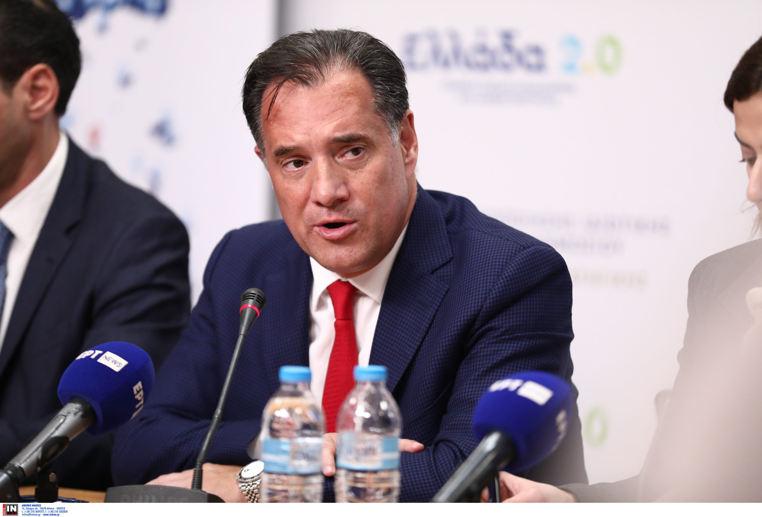 Γεωργιάδης στον Realfm 97,8: Η κυβέρνηση δεν ανακατεύεται με την ...