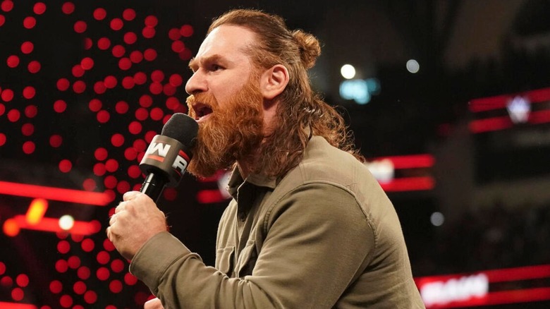 Tommy Dreamer Doesn't Think Sami Zayn Will Win 2025 WWE Royal Rumble ...