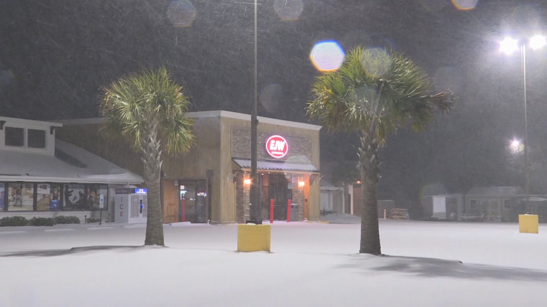 Morehead City among coastal towns receiving big dose of snowfall
