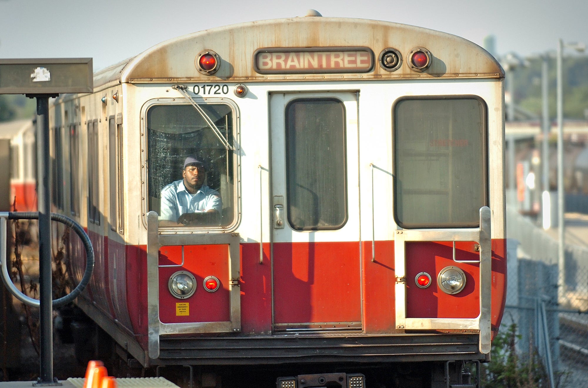 Red Line work could mess with two of your weekends. What we know