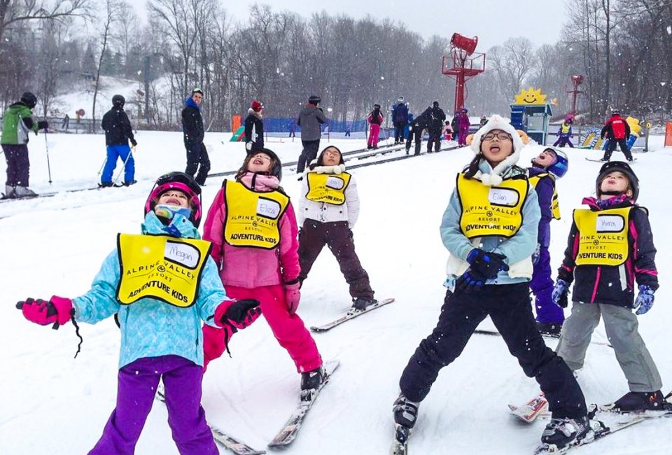 The Best Places to Snowboard or Ski Near Chicago with Kids
