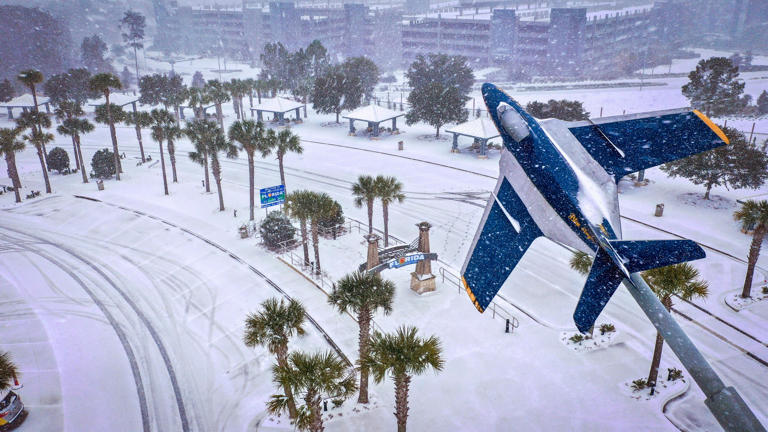 Winter storm live updates: Florida buried in record-breaking snow as ...