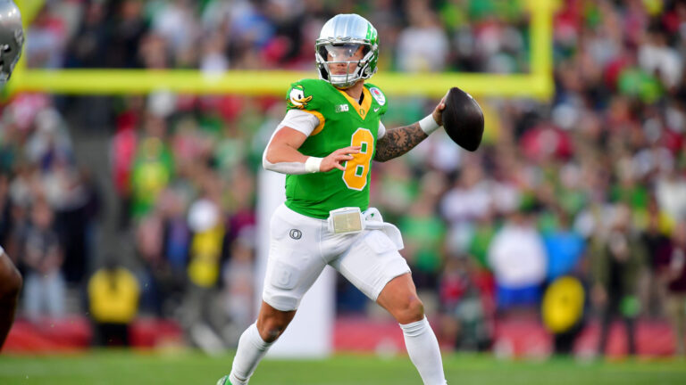 CFB Rankings Final Update: Oregon Dethroned, 12 Teams Fall