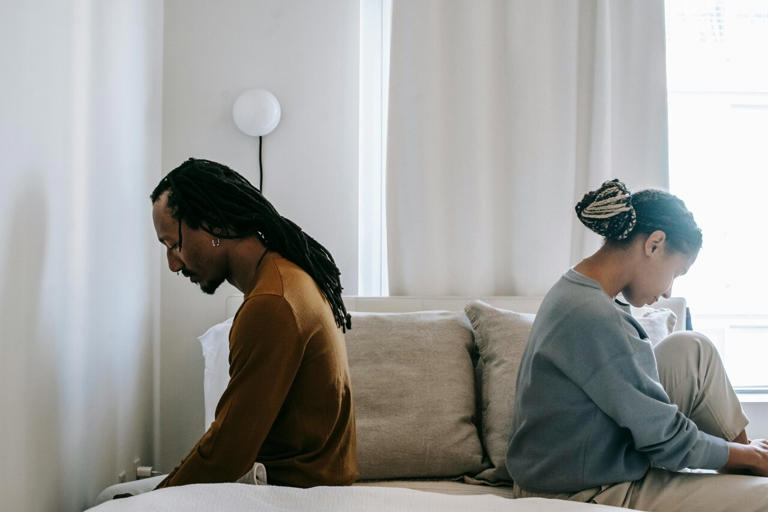 Study: Divorce hurts children's long-term earnings, increases chances ...