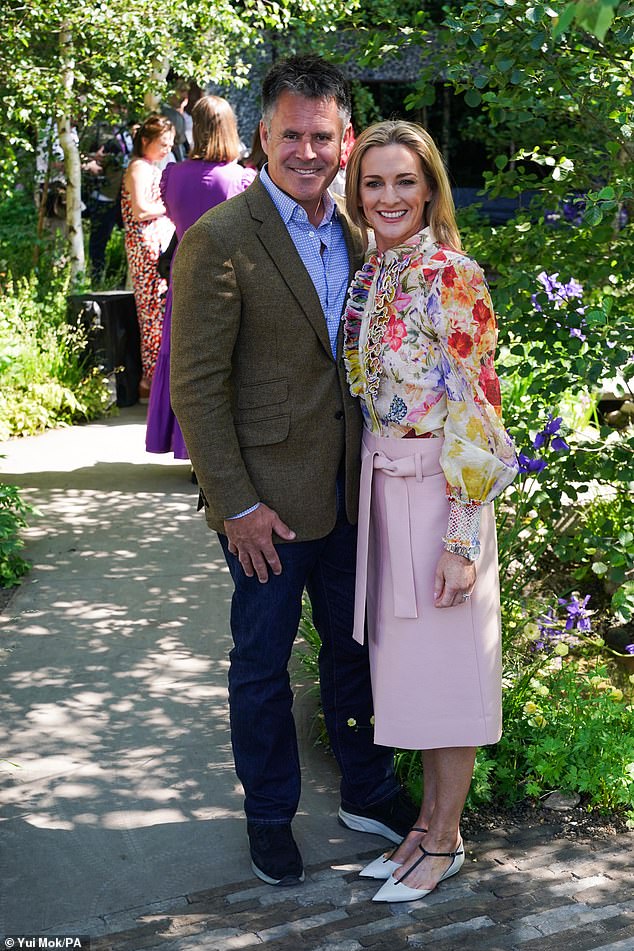 Like father, like son, as Logan to play for Scots