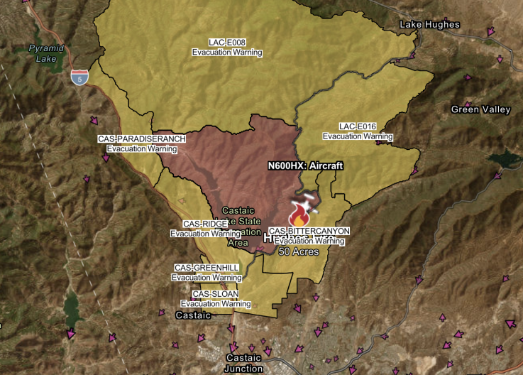 Fast growing fire breaks out in Castaic, prompting evacuations
