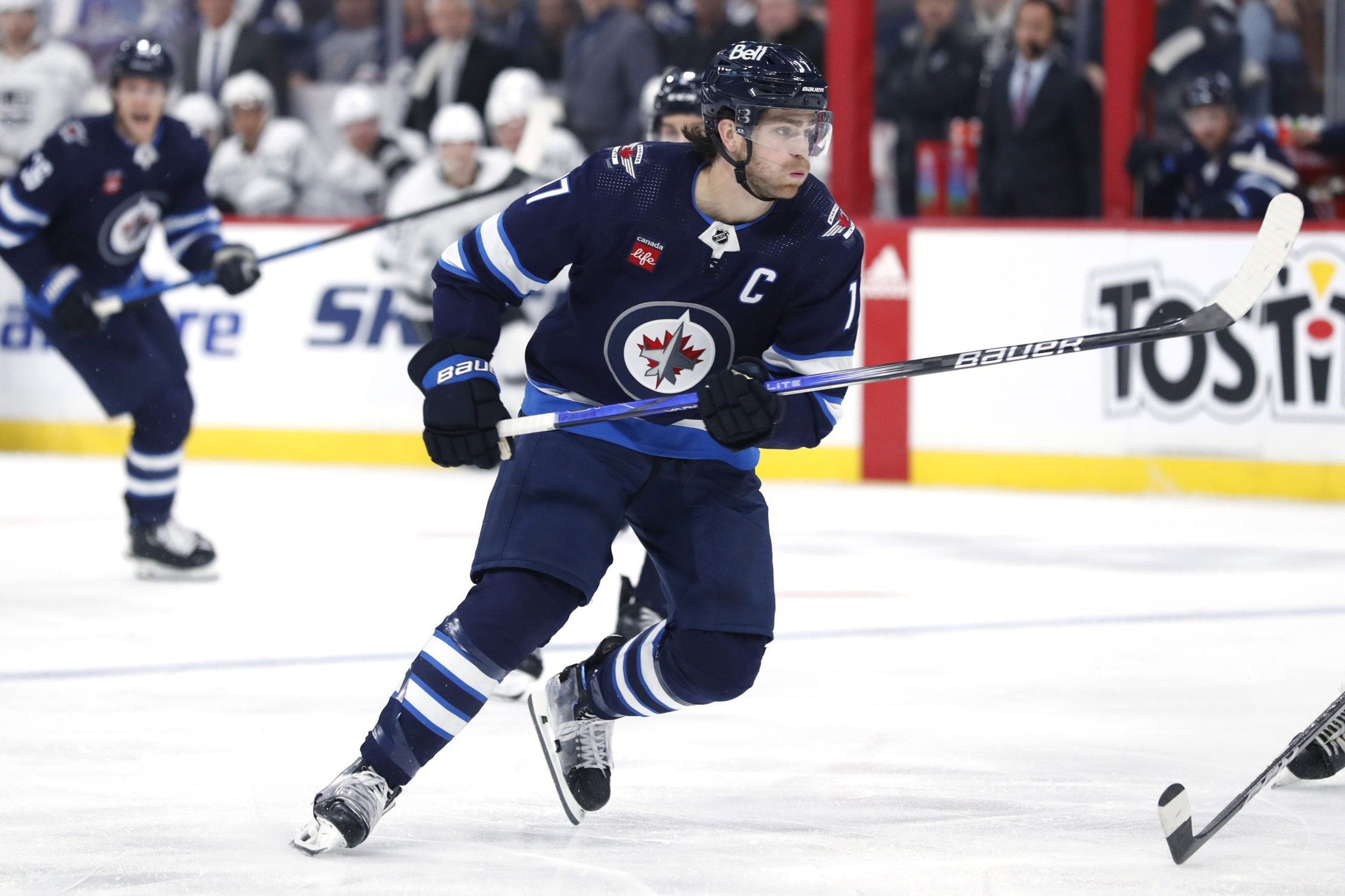 Jets’ Adam Lowry out week-to-week