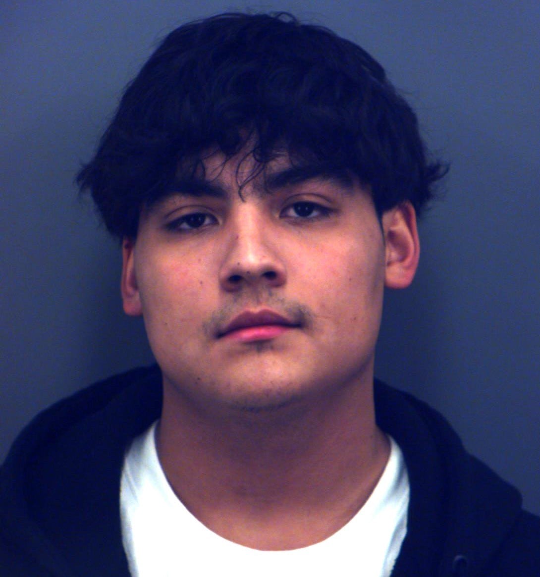 Teens arrested after rifle pointed at El Paso police officers on East ...