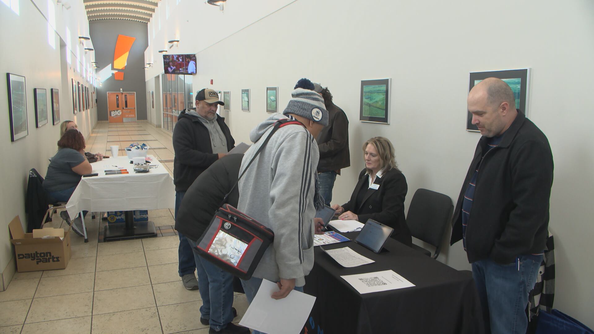 Oklahoma Works hosts job fair for Durant Big Lots employees