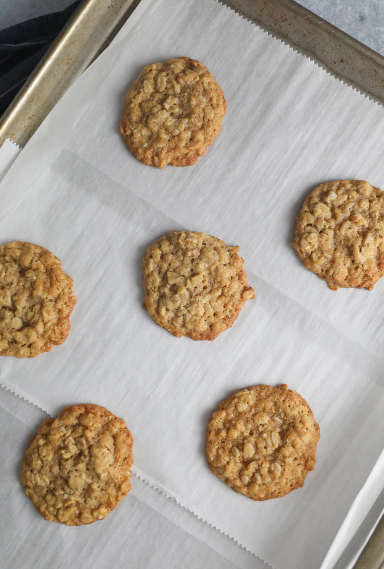 The Best Oatmeal Cookies