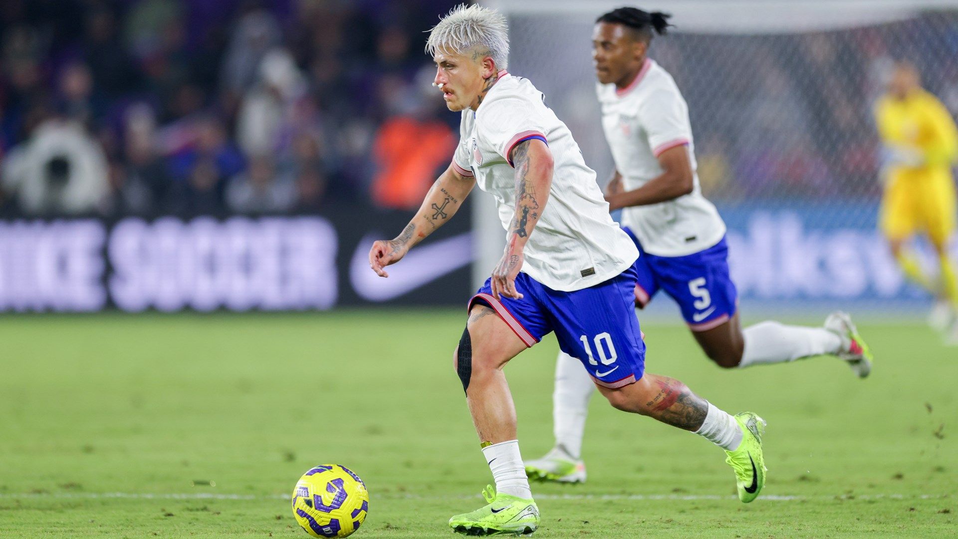 WATCH: Even with broken nose, USMNT's Diego Luna delivers unbelievable ...