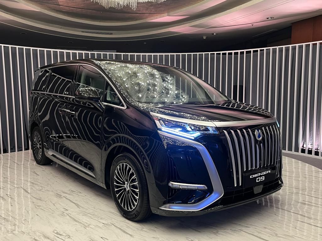 4 Fakta Denza D9, Harga Mobil Listrik Ini Bikin Alphard Ketar-Ketir